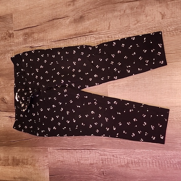 New York & Company | Pants & Jumpsuits | Capris | Poshmark